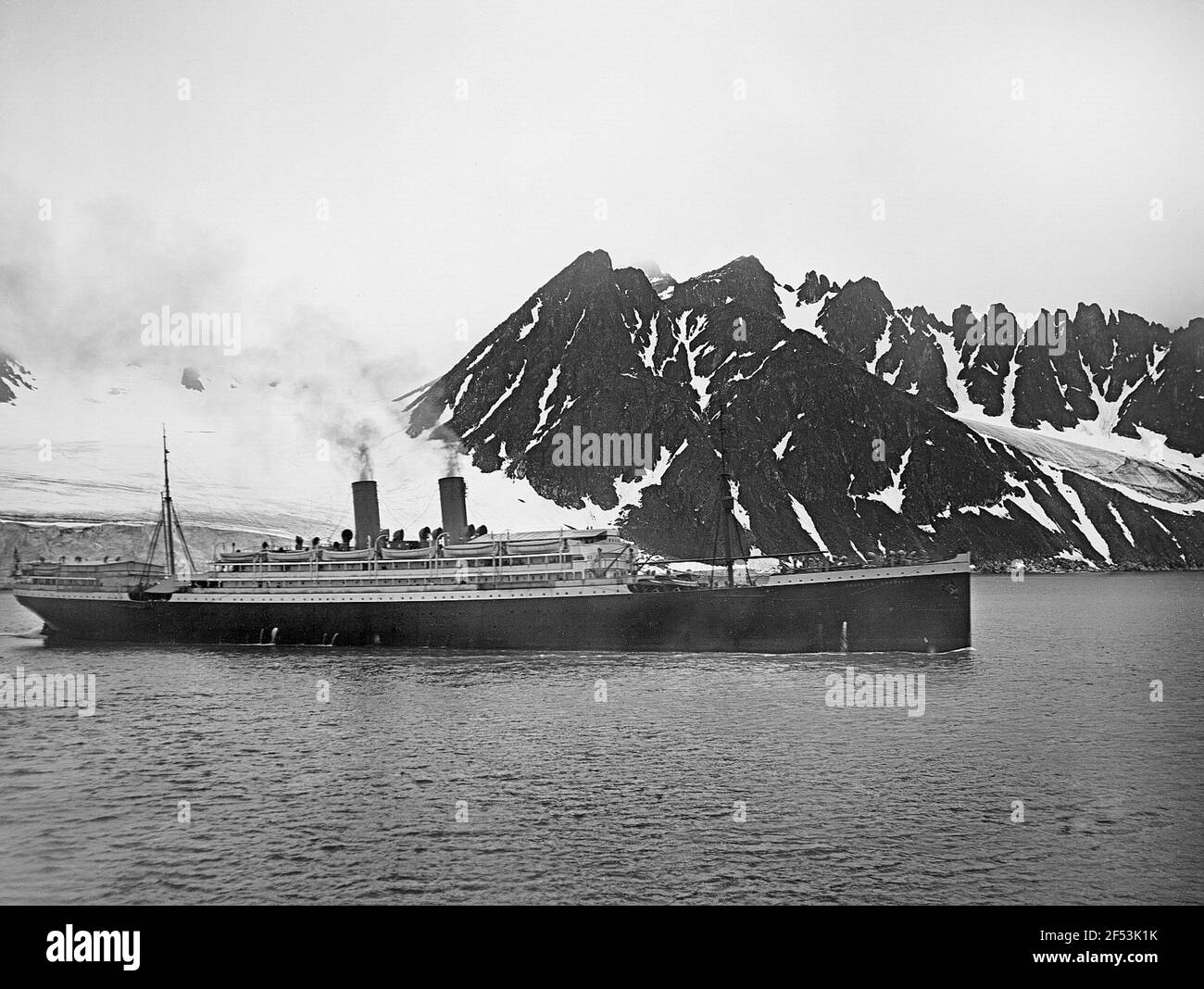 North german lloyd passenger hi-res stock photography and images - Alamy