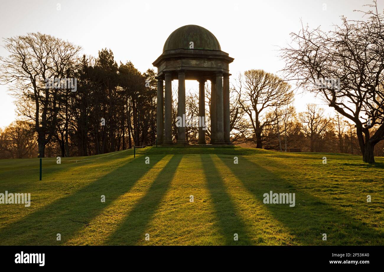6 pillars hi-res stock photography and images - Alamy