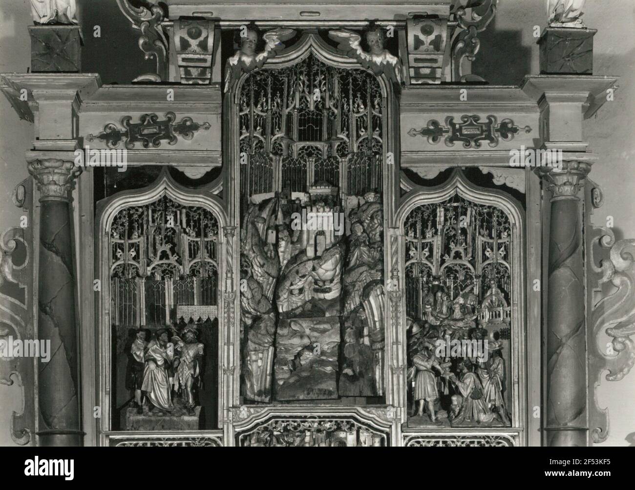 Altar scenes hi-res stock photography and images - Alamy