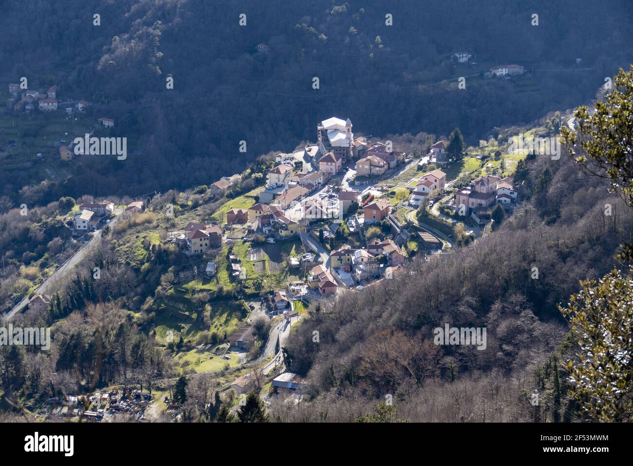 Village scene above a hill in the countryside Stock Photo - Alamy