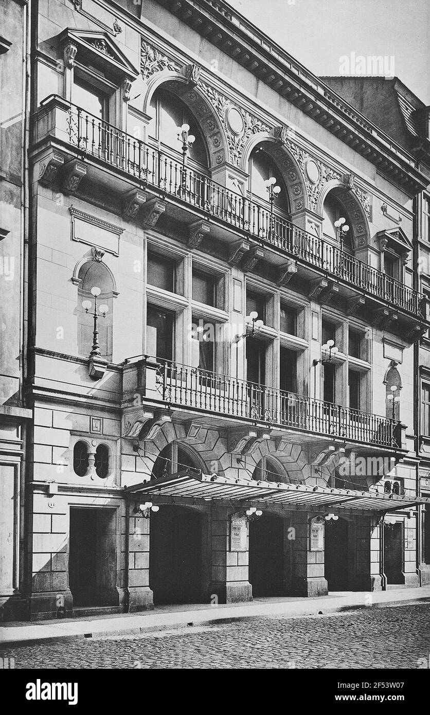Residenztheater hi-res stock photography and images - Alamy