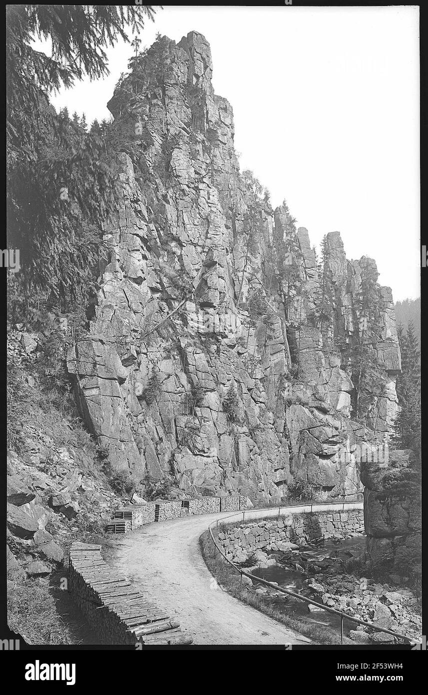 Blackwater Valley. Nun rock Stock Photo - Alamy