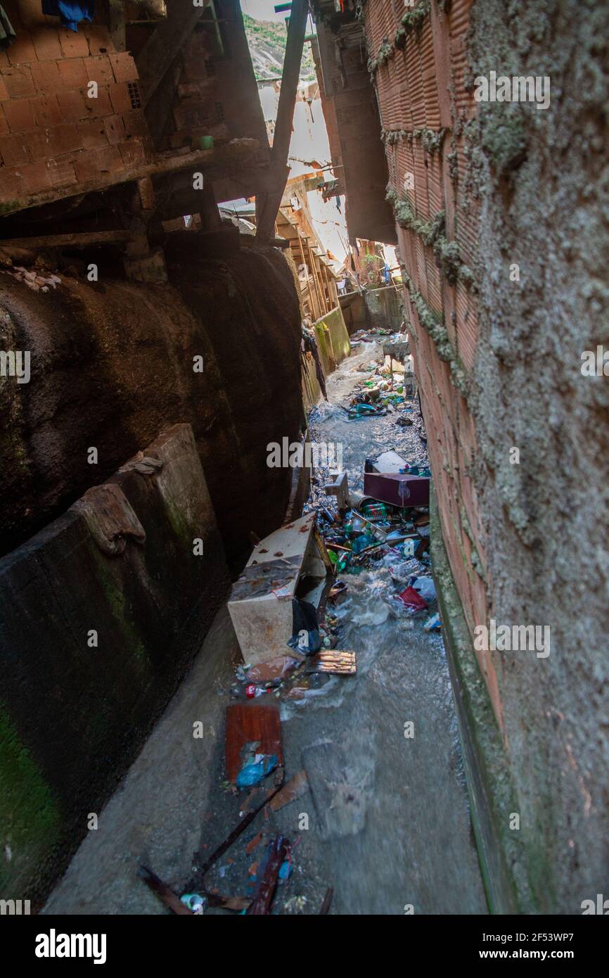 Favela da rocinha in rio, brazil hi-res stock photography and images ...