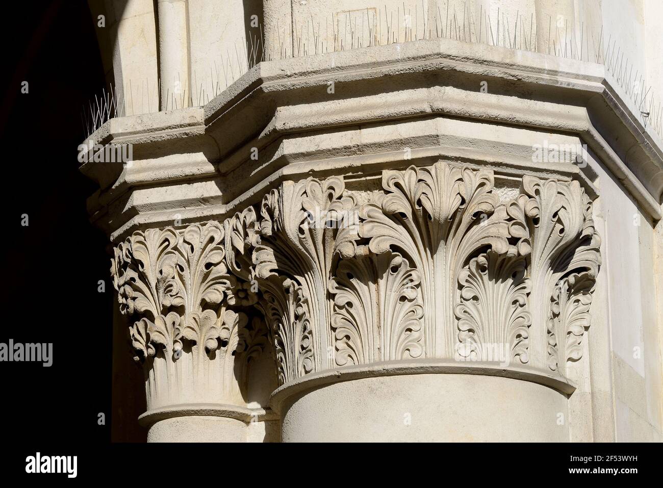 London, England, UK. Royal Courts of Justice / "The Law Courts" in the ...