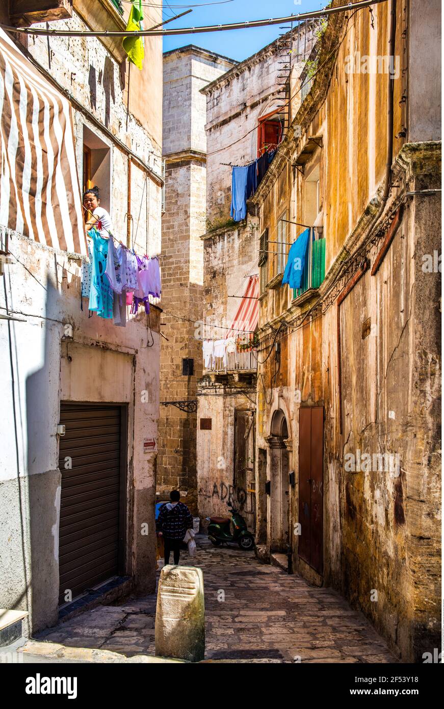 Taranto hi-res stock photography and images - Alamy