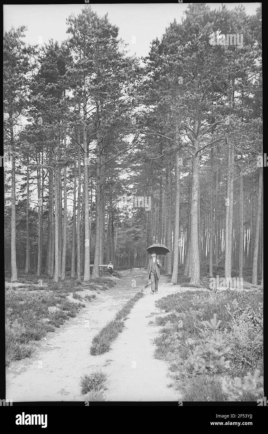 Narrow ground Black and White Stock Photos & Images - Alamy