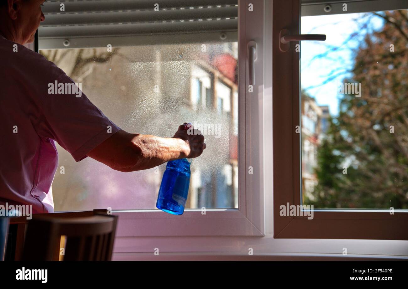 Professional spray bottle hi-res stock photography and images - Alamy