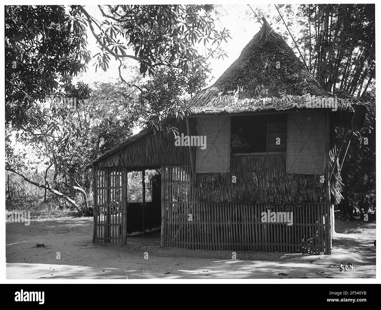 Native philippines wood Black and White Stock Photos & Images - Alamy