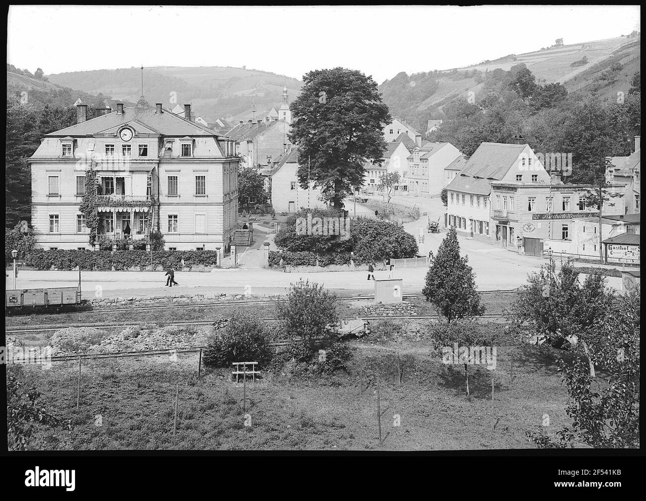 Company a Black and White Stock Photos & Images - Alamy