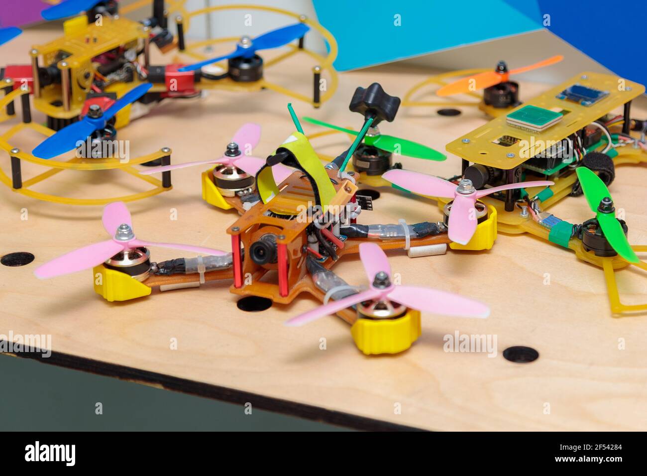 Mini aircraft hi-res stock photography and images - Alamy