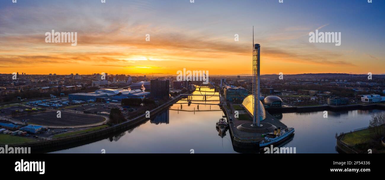 Sunrise over the river Clyde, Glasgow, Scotland, UK Stock Photo - Alamy