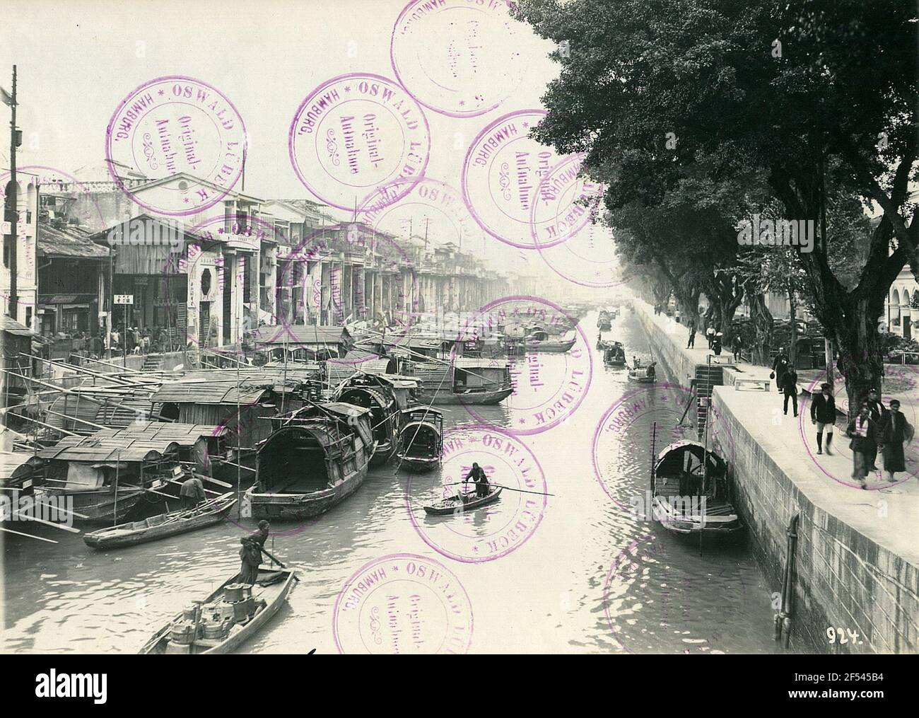 Canton (Guangzhou), China. Urban canal with Junk Stock Photo - Alamy