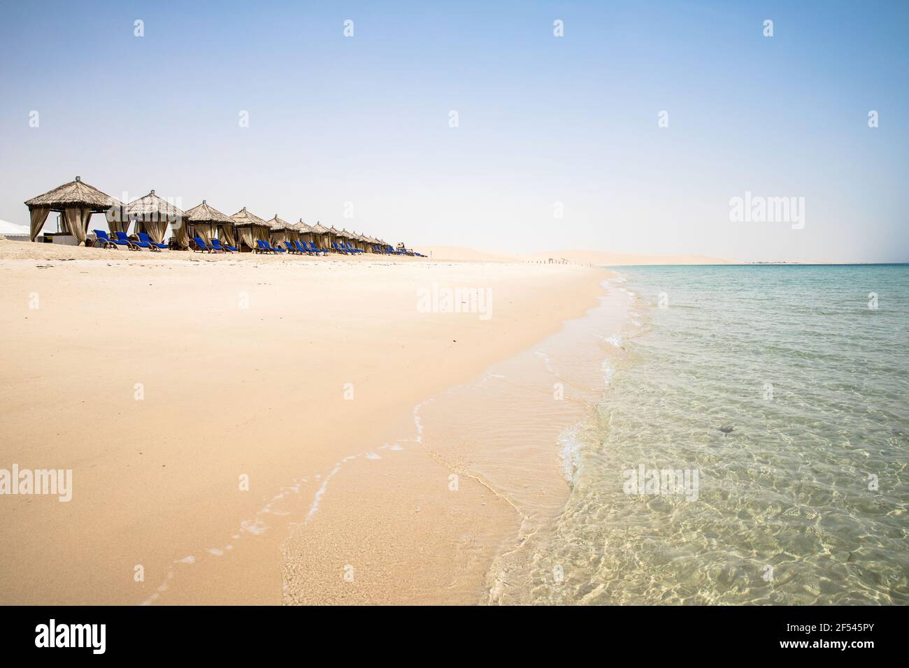 Desert Safari & Sealine Camp, Qatar Stock Photo - Alamy