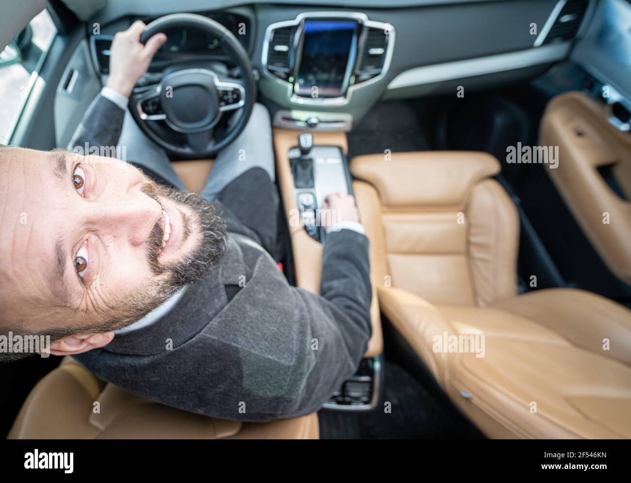 Car selfie driver hi-res stock photography and images - Alamy