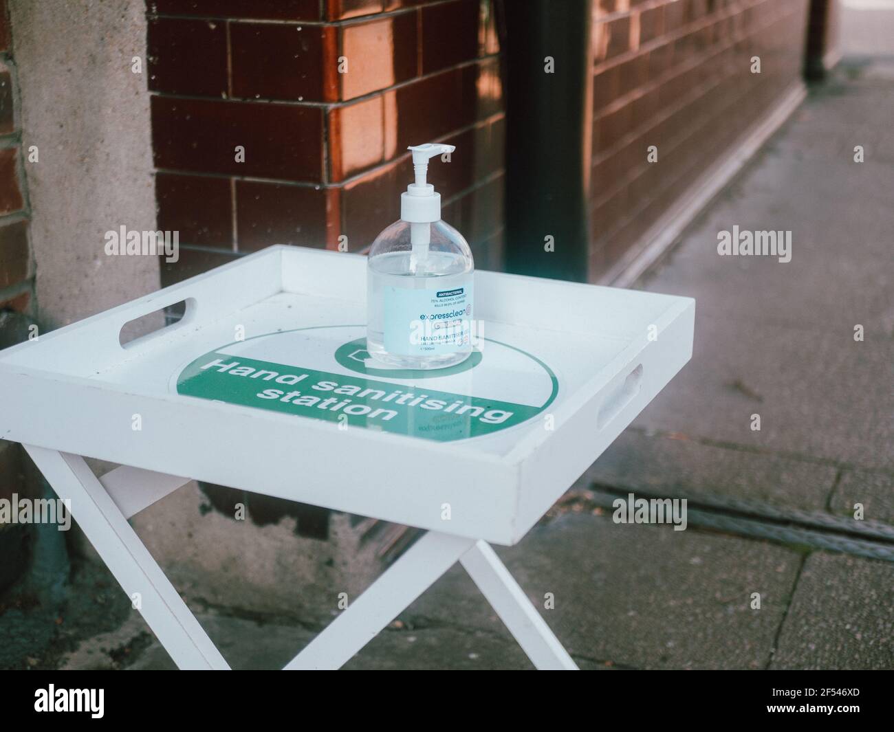 Hand sanitisation station hi-res stock photography and images - Alamy