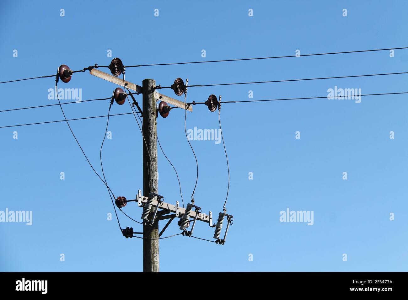 Pylon wire connectors hi-res stock photography and images - Alamy