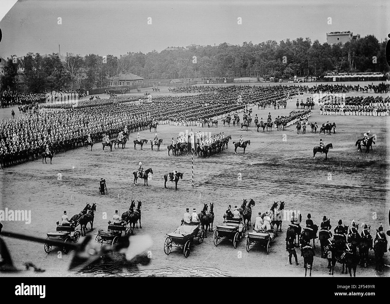 Final parade Black and White Stock Photos & Images - Alamy