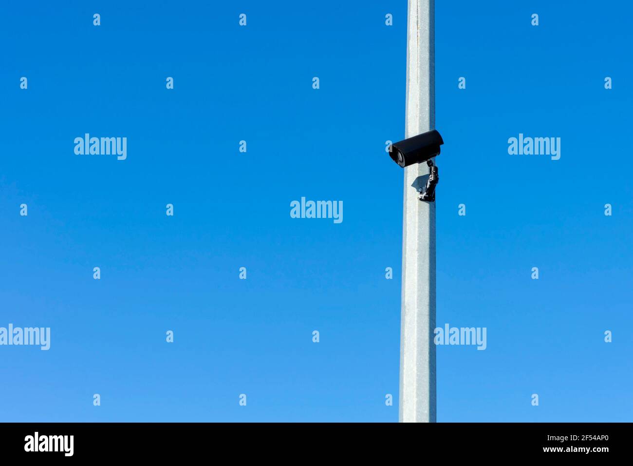 Twin cctv cameras hi-res stock photography and images - Alamy
