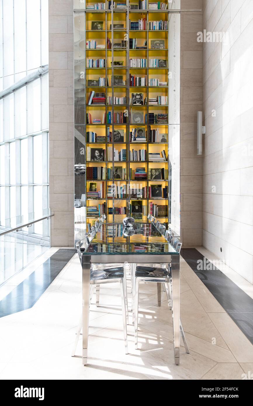 MIA Restaurant, Doha, Qatar Stock Photo - Alamy