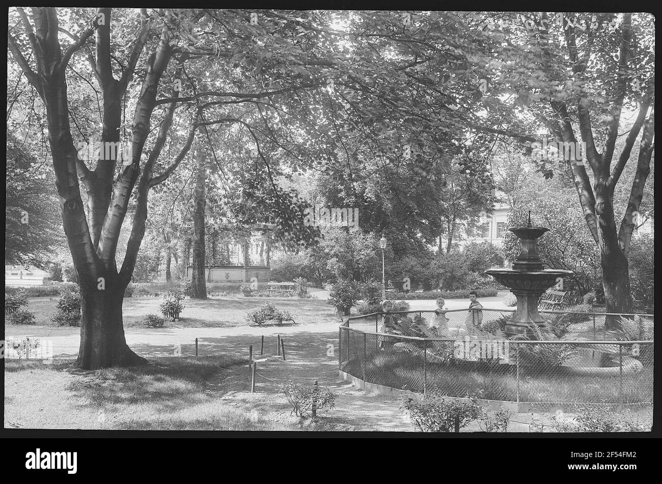 Royal families Black and White Stock Photos & Images - Alamy