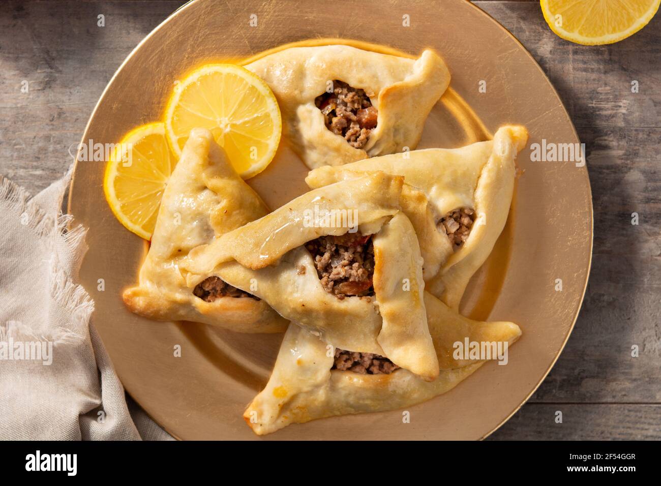 Fatayer hi-res stock photography and images - Alamy