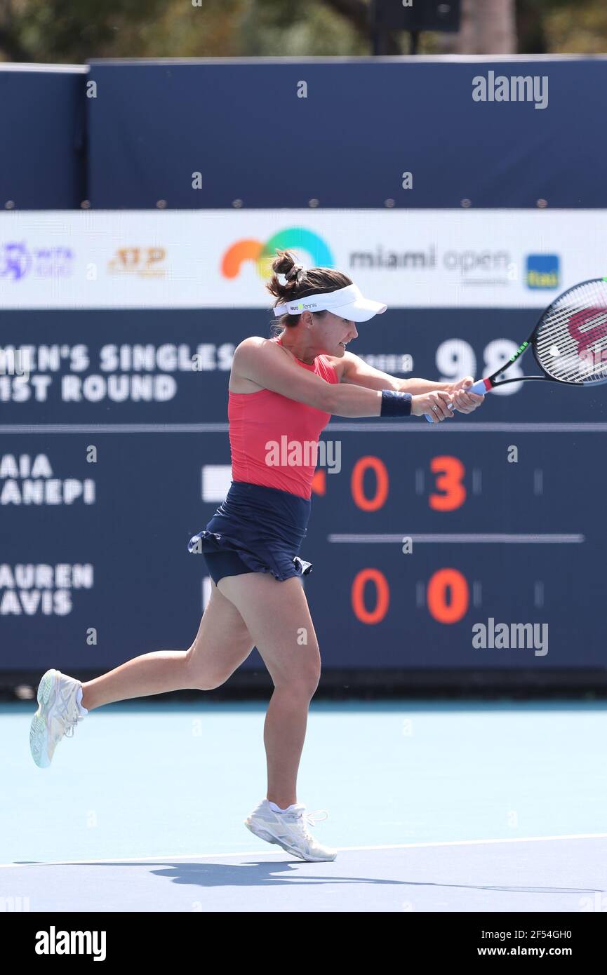 Miami Gardens, FL, USA. 23rd Mar, 2021. Lauren Davis seen playing on ...