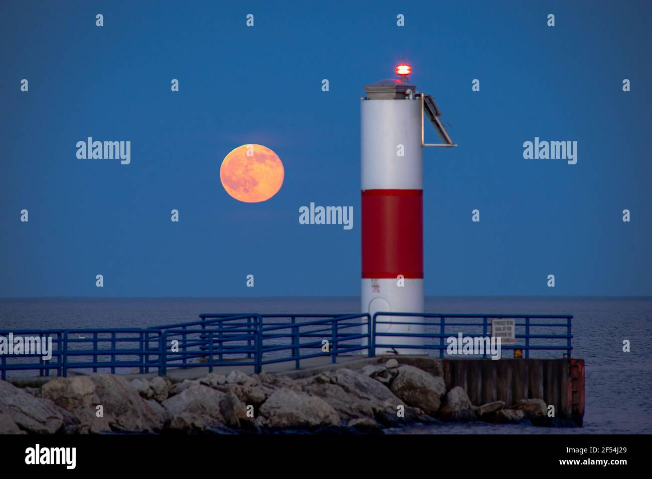 Moonrise Over Lake High Resolution Stock Photography and Images - Alamy