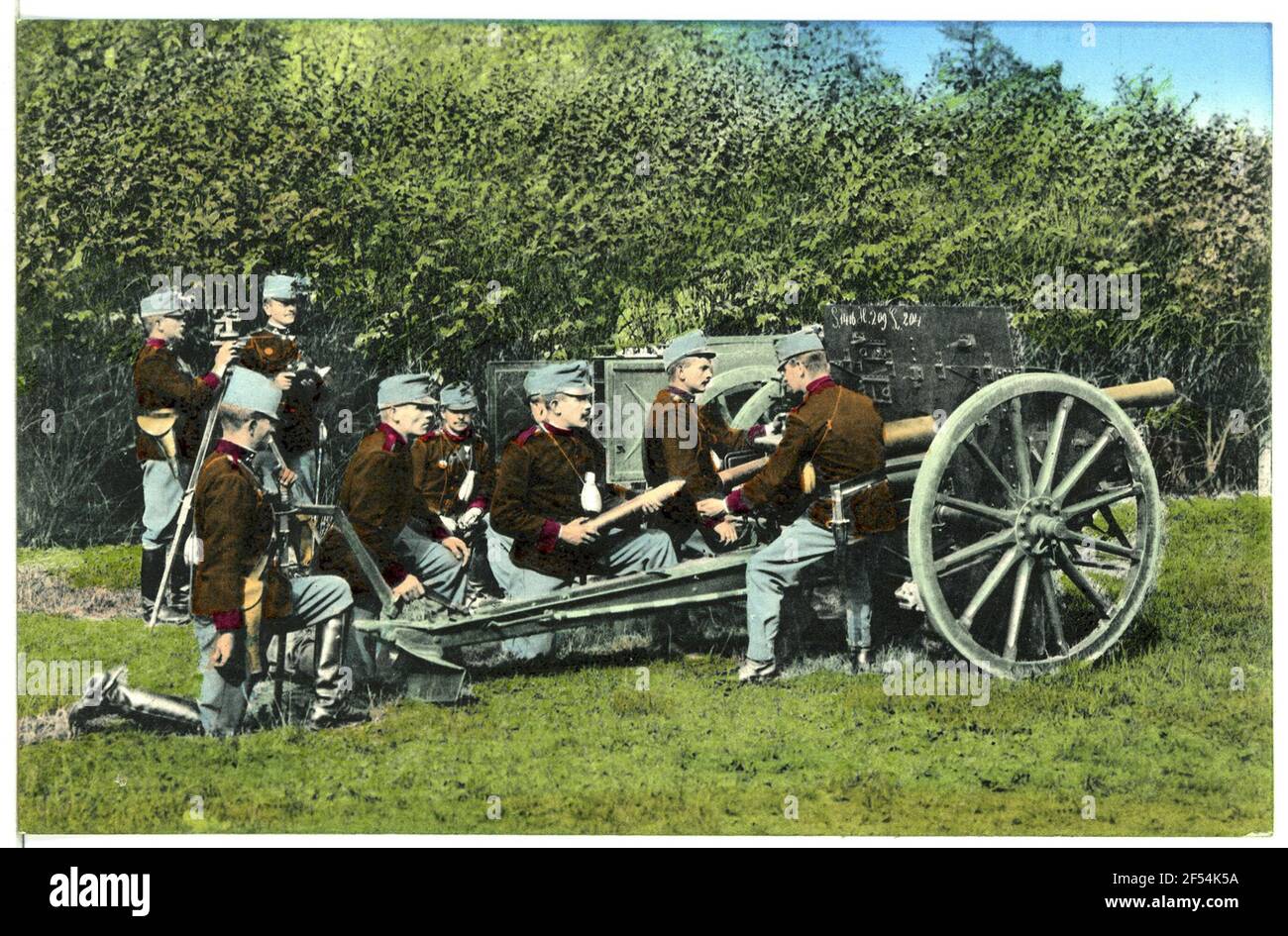 Field artillery fire Cut Out Stock Images & Pictures - Alamy