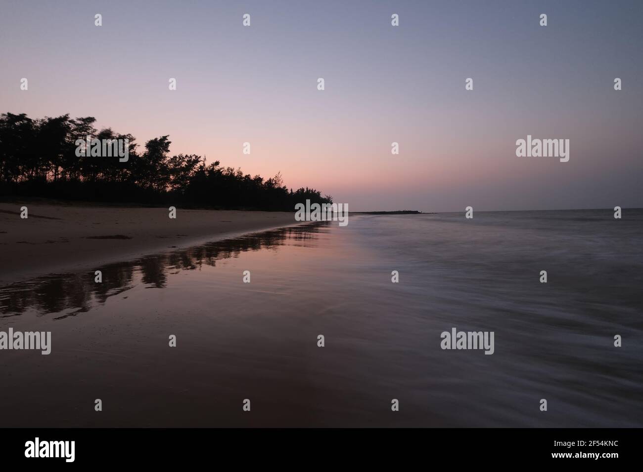 Beautiful sunset perspective long exposure hi-res stock photography and ...