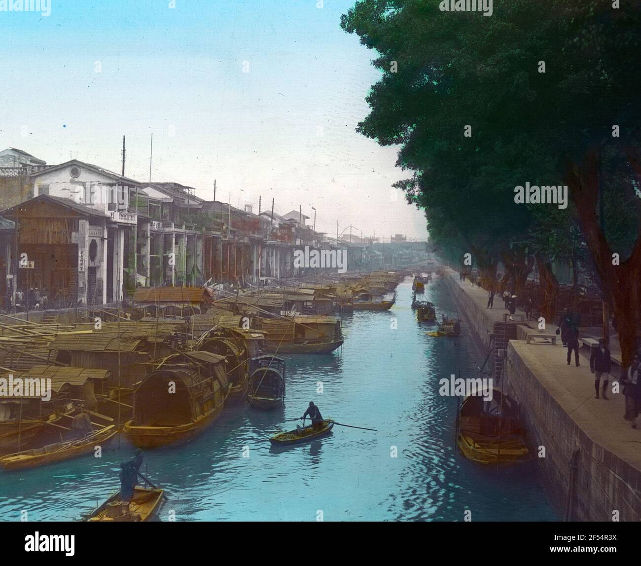 Canton (Guangzhou), China. Urban canal with Junk Stock Photo - Alamy
