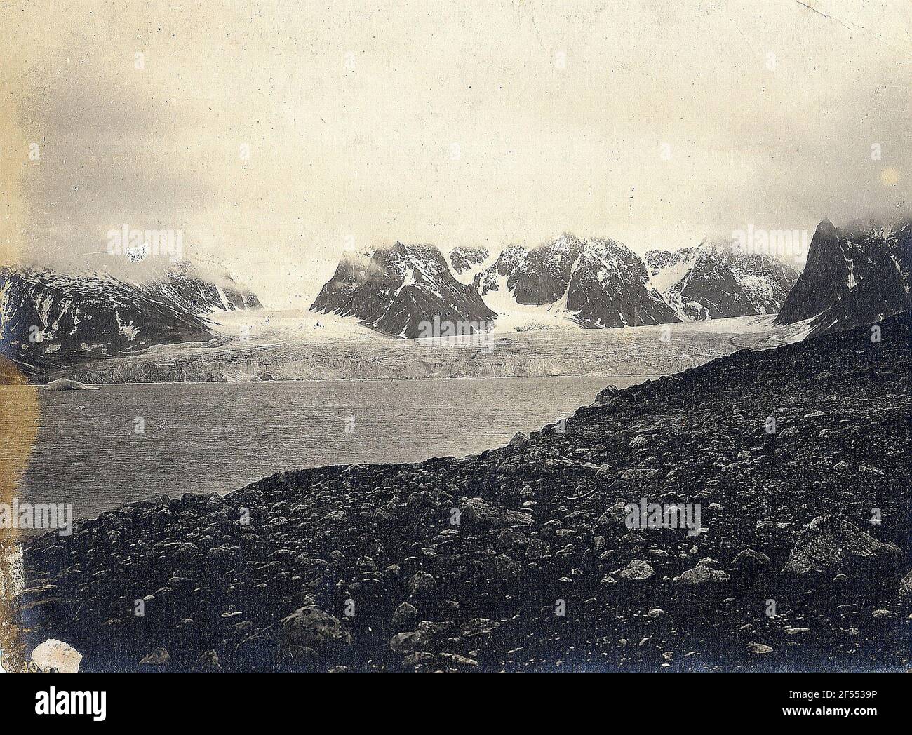 Spitzbergen. Magdalenenfjord. View over the bay and the glacier to a ...