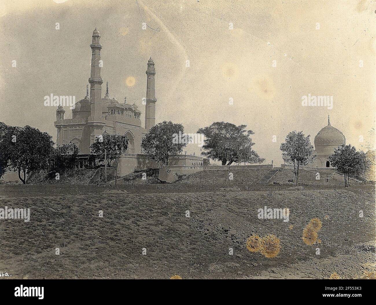Tile Wali Mosque Stock Photo - Alamy