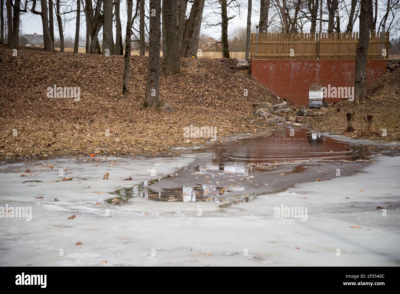 Brick culvert bridge hi-res stock photography and images - Alamy