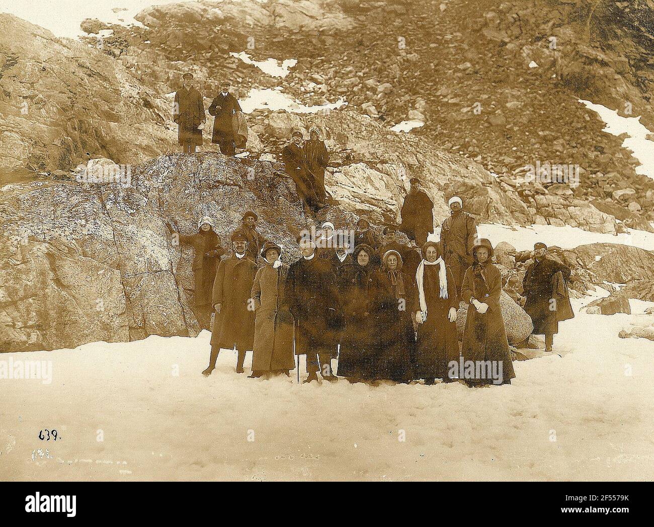 Spitzbergen. Smerenbergbucht. Tourists and crew members of a cruise ...