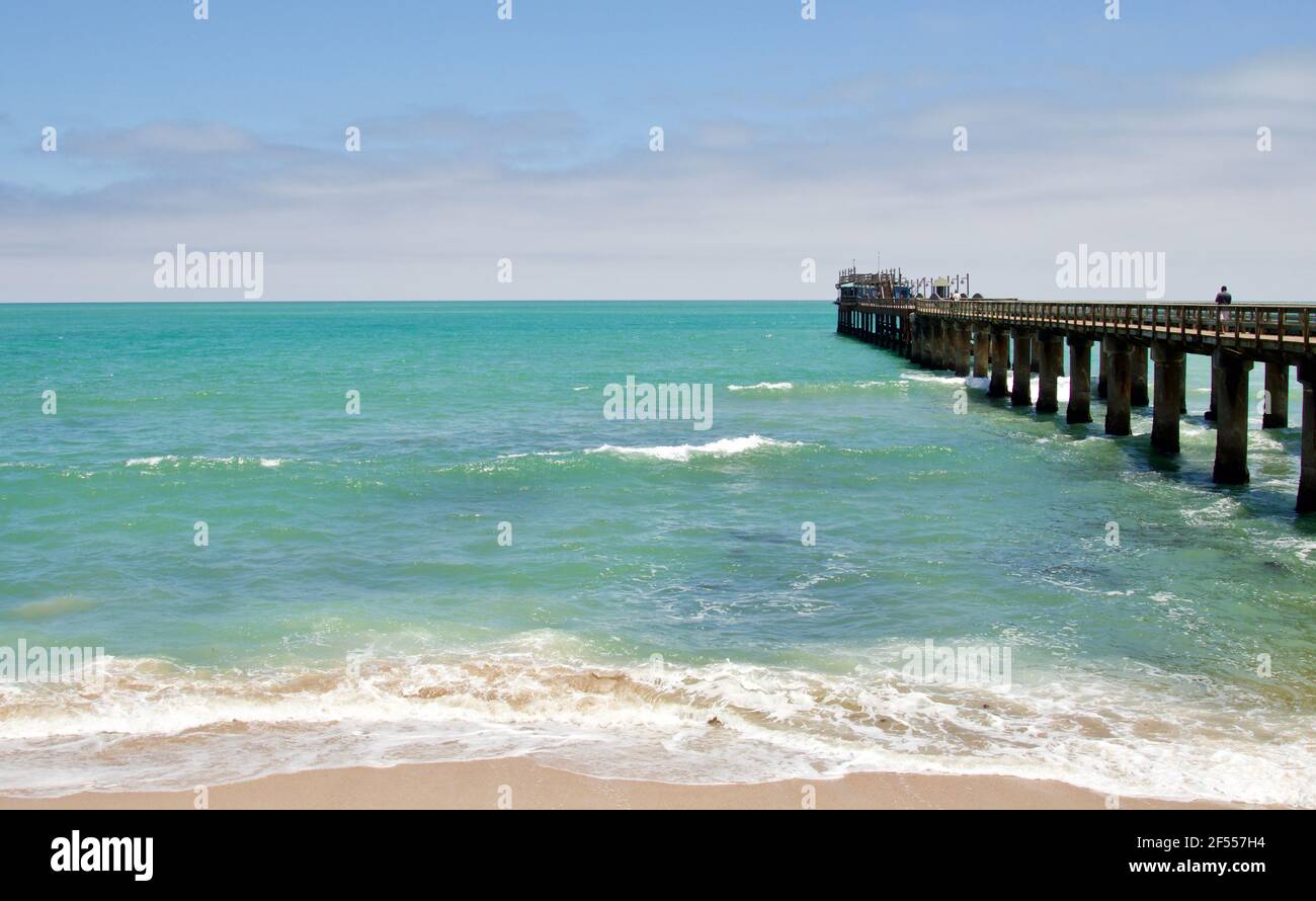 Jetty on beach Stock Photo - Alamy
