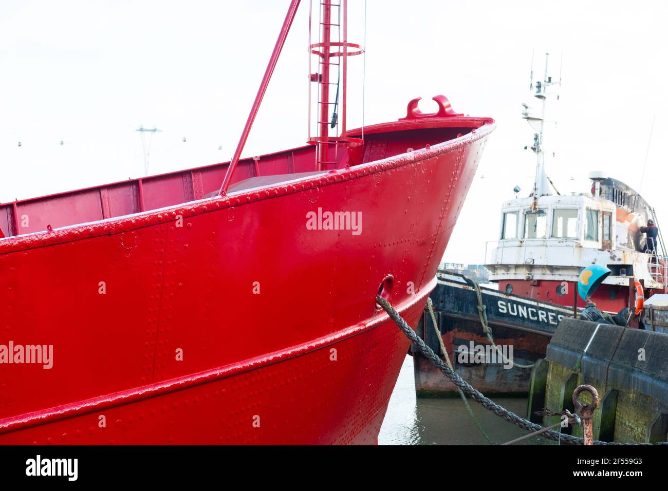 ships in london Stock Photo - Alamy