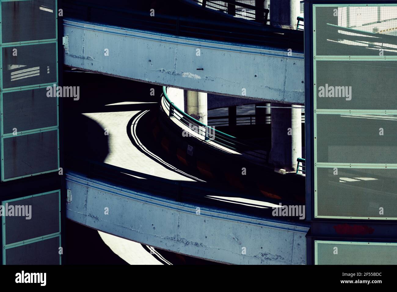 Spiral ramp in a concrete parking garage Stock Photo - Alamy