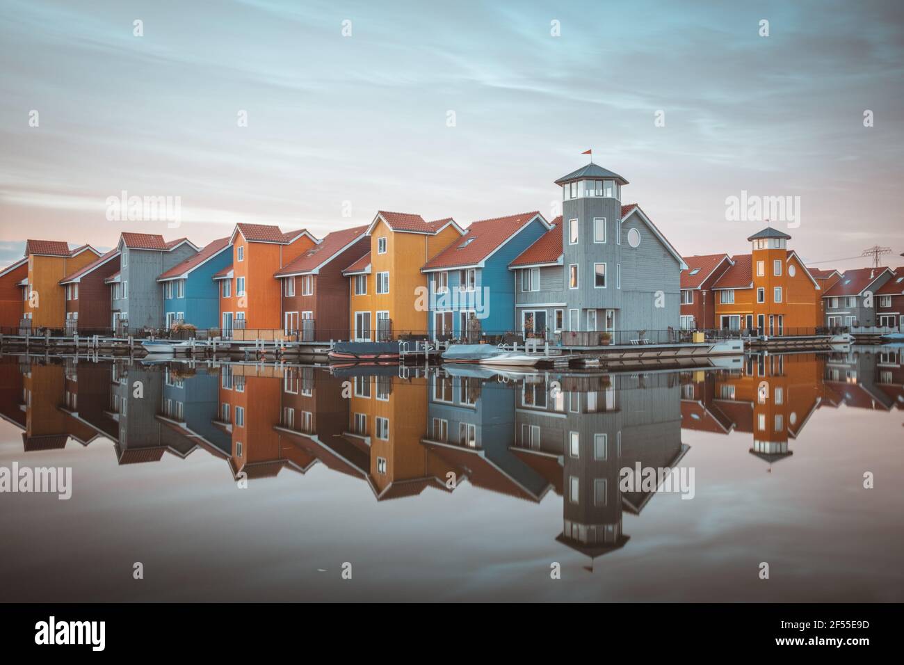 Colourful houses of Reitdiephaven in Groningen, the Netherlands Stock ...