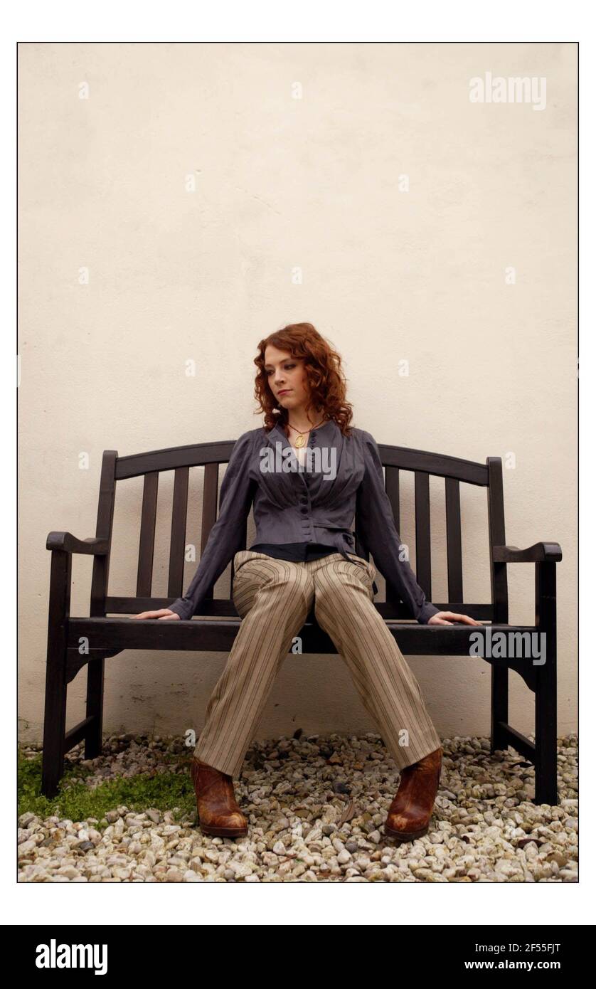 Melissa Auf der Maur.....Singer....ex of the Smashing Pumpkins.pic ...