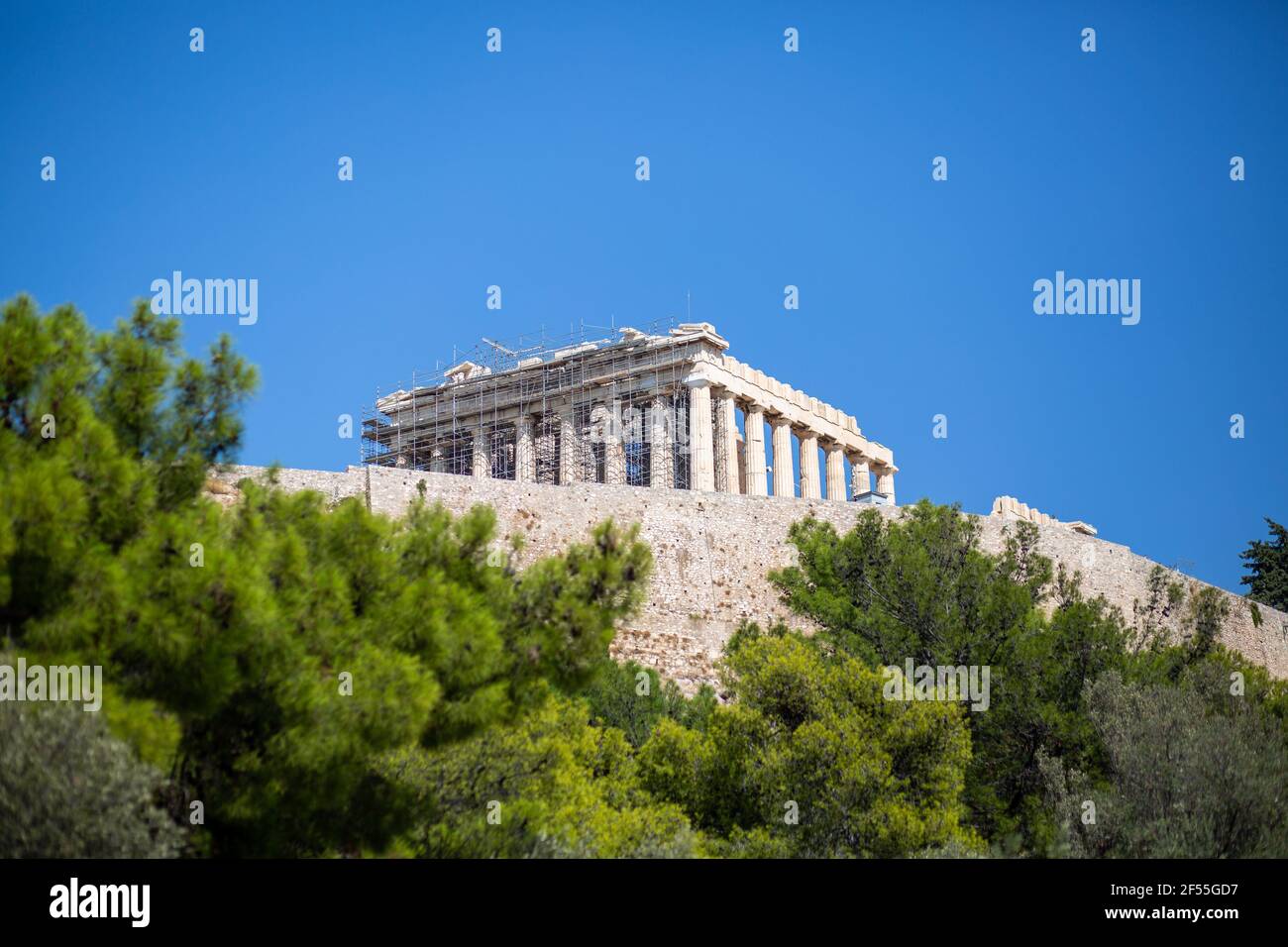 Scenic view of the Parthenon temple in Acropolis, Greece on a blue sky ...