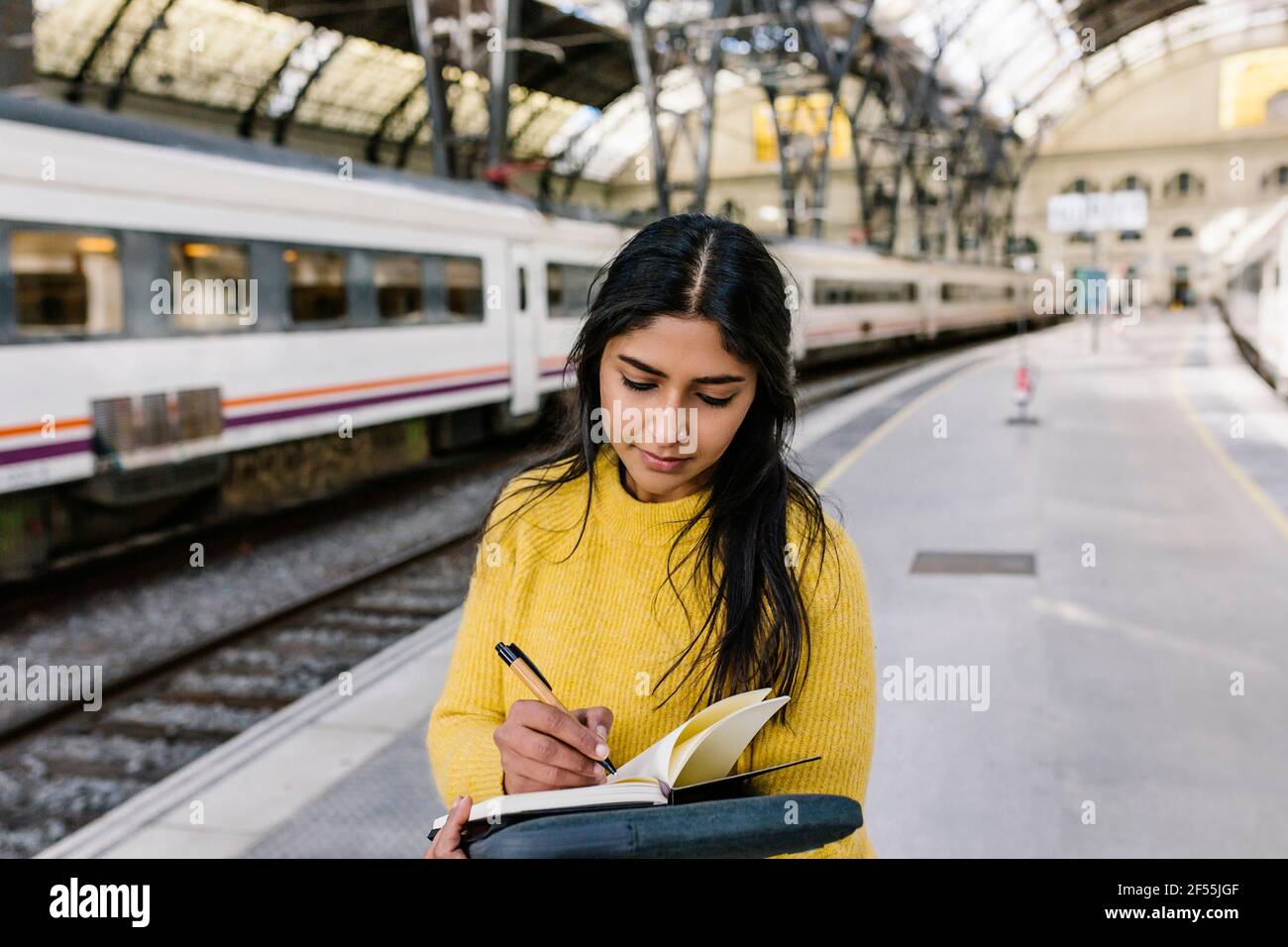 Train colour in book hi-res stock photography and images - Alamy