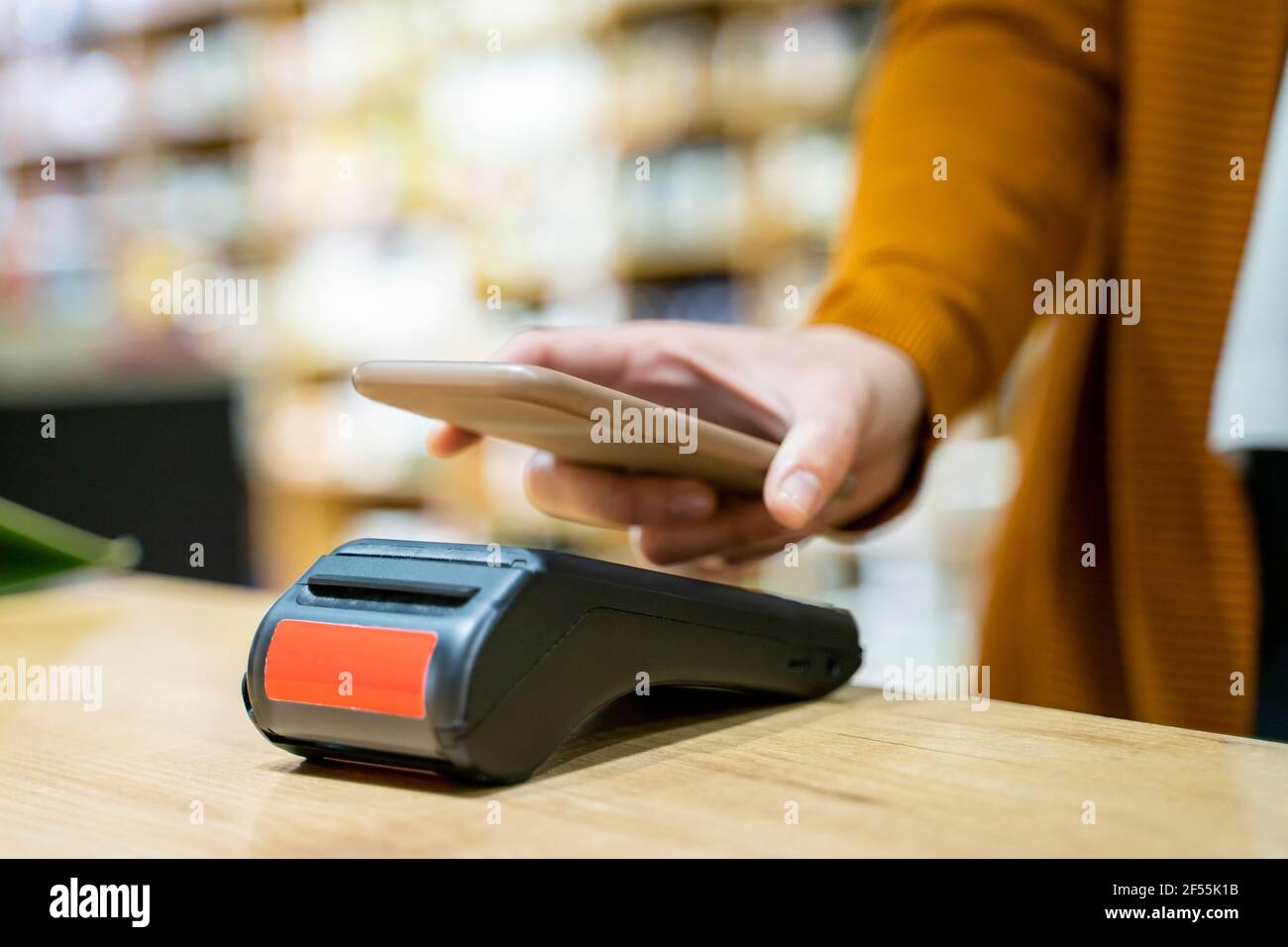 Grocery checkout hi-res stock photography and images - Alamy
