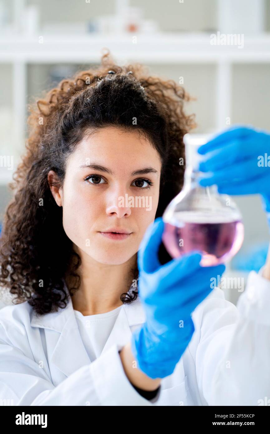 Chemistry lab hi-res stock photography and images - Alamy