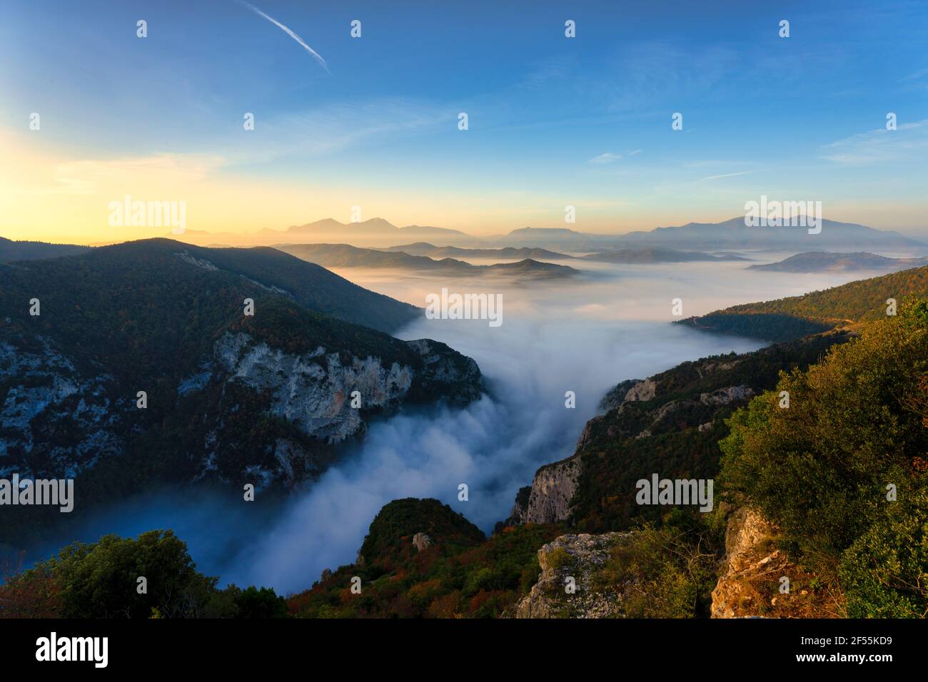 Blue sky and fog hi-res stock photography and images - Alamy