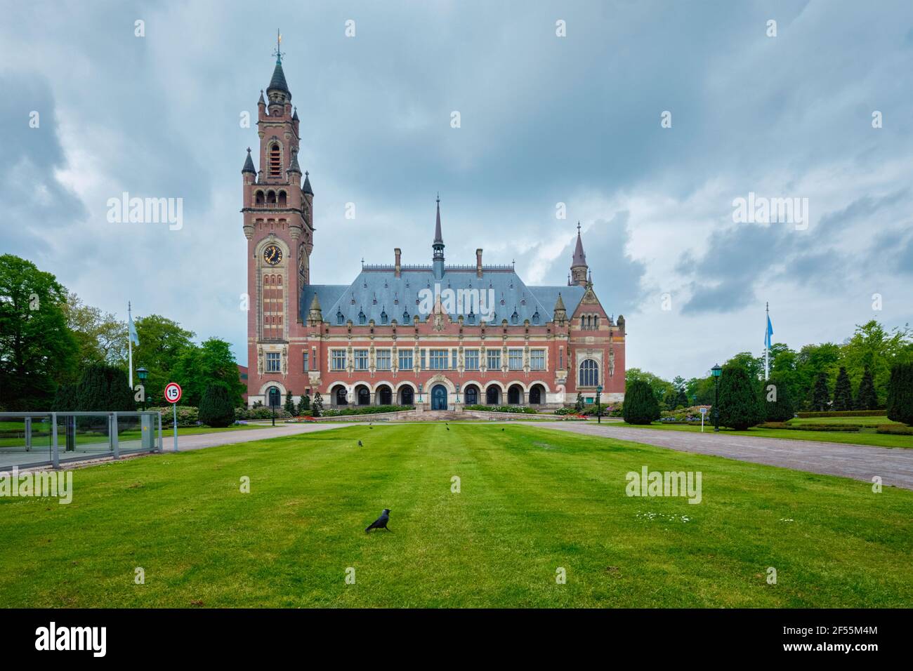Peace palace hi-res stock photography and images - Alamy