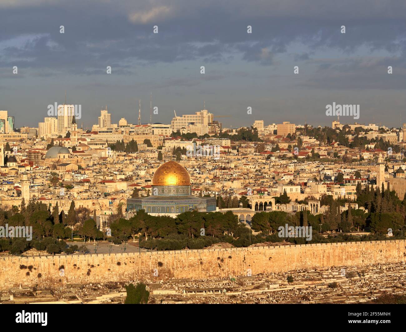View of dome of the rock hi-res stock photography and images - Alamy