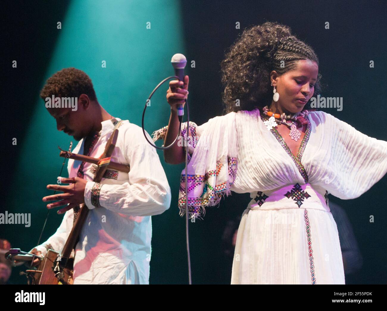 Dub colossus hi-res stock photography and images - Alamy