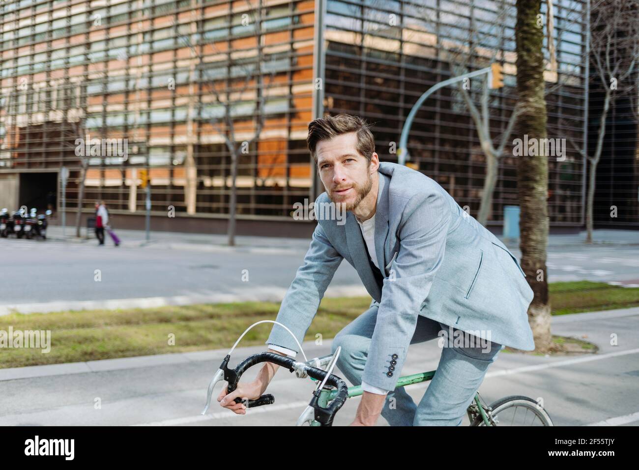 Professional riding hi-res stock photography and images - Alamy