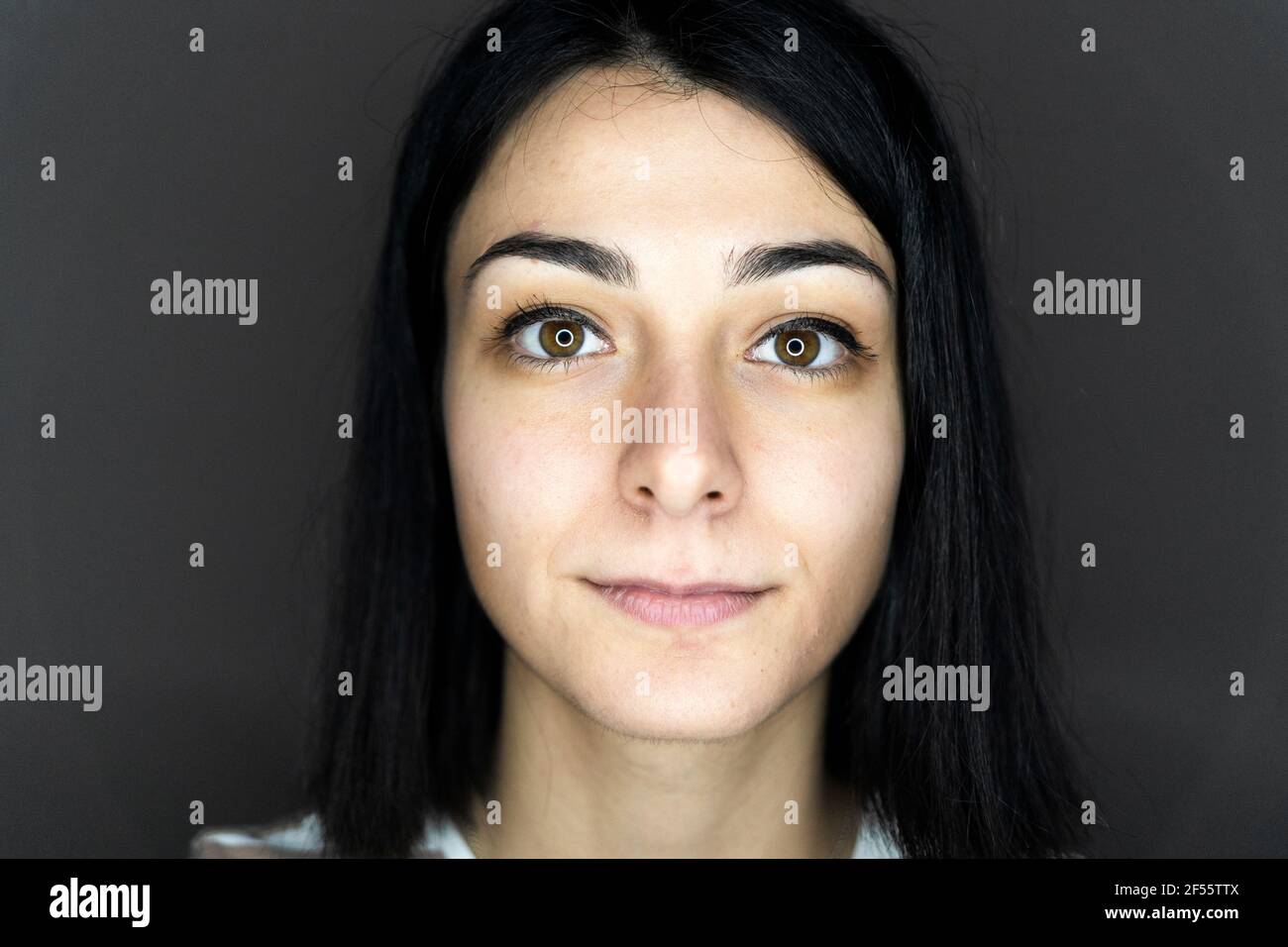 Face half blank hi-res stock photography and images - Alamy