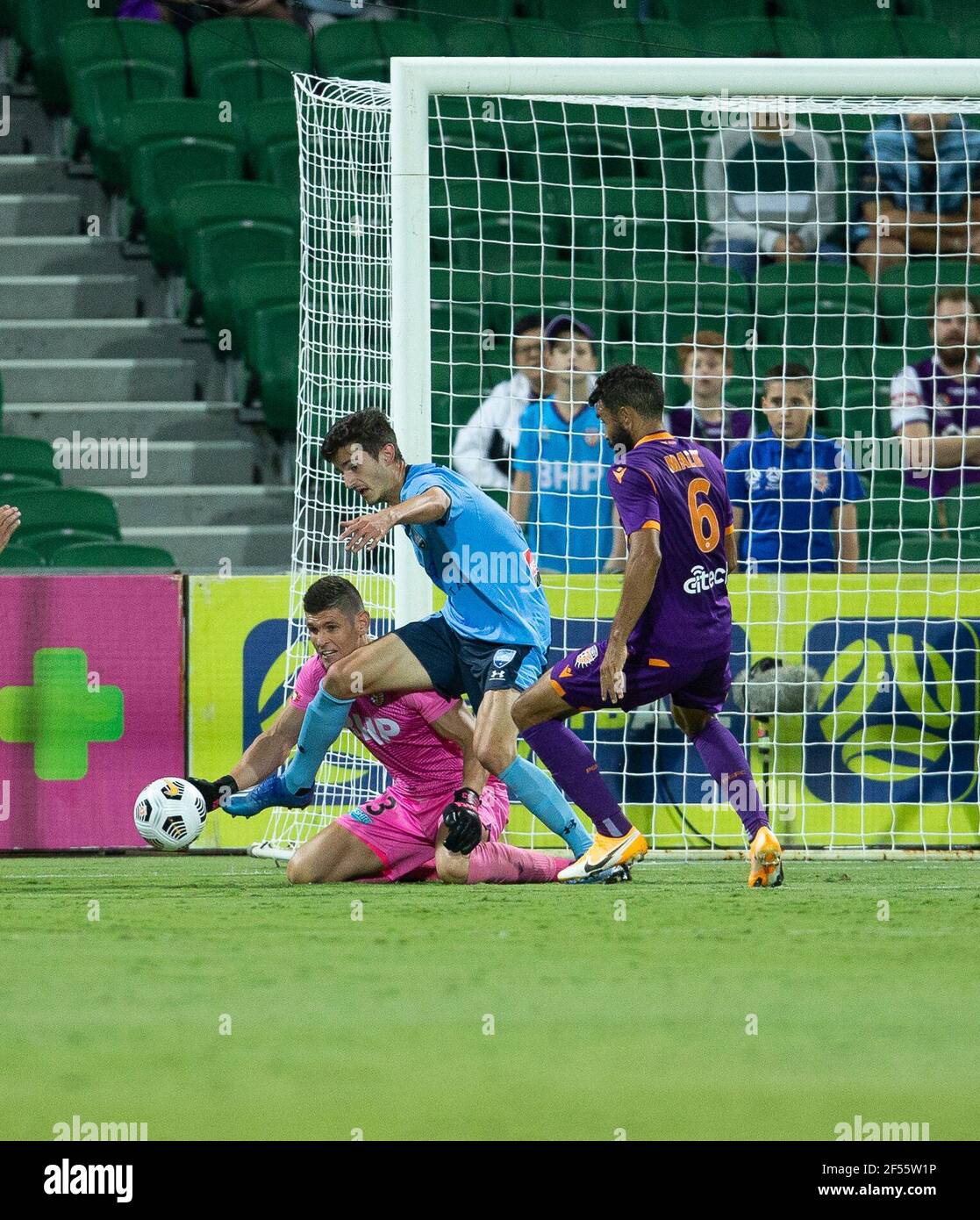 Luke ivanovic hi-res stock photography and images - Alamy